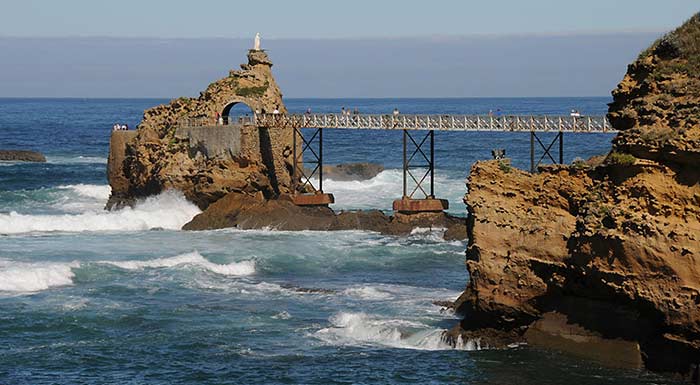 Découverte du Rocher de la Vierge à Biarritz au Pays Basque